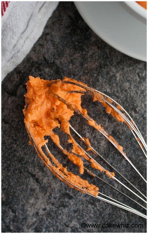 Easy Orange Frosting {Buttercream Icing} - CakeWhiz