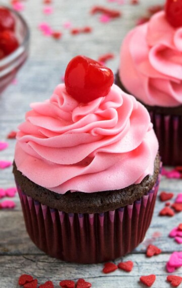 Maraschino Cherry Frosting {Pink} - CakeWhiz