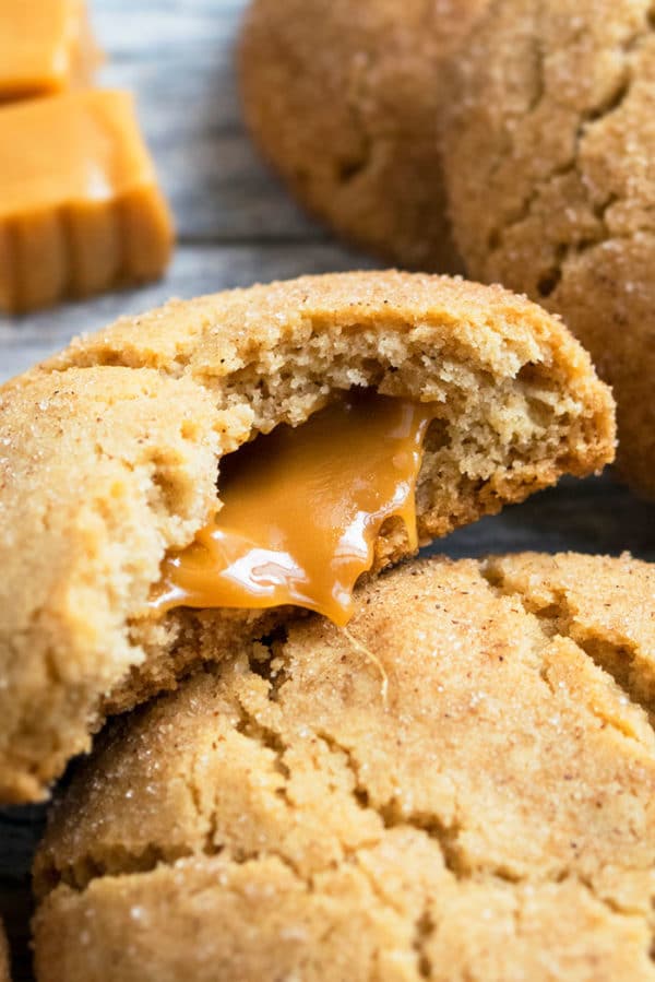 Caramel Snickerdoodle Cookies - CakeWhiz