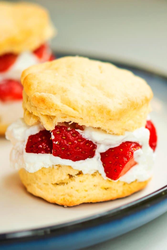 Easy Strawberry Shortcake {With Bisquick Mix} - CakeWhiz