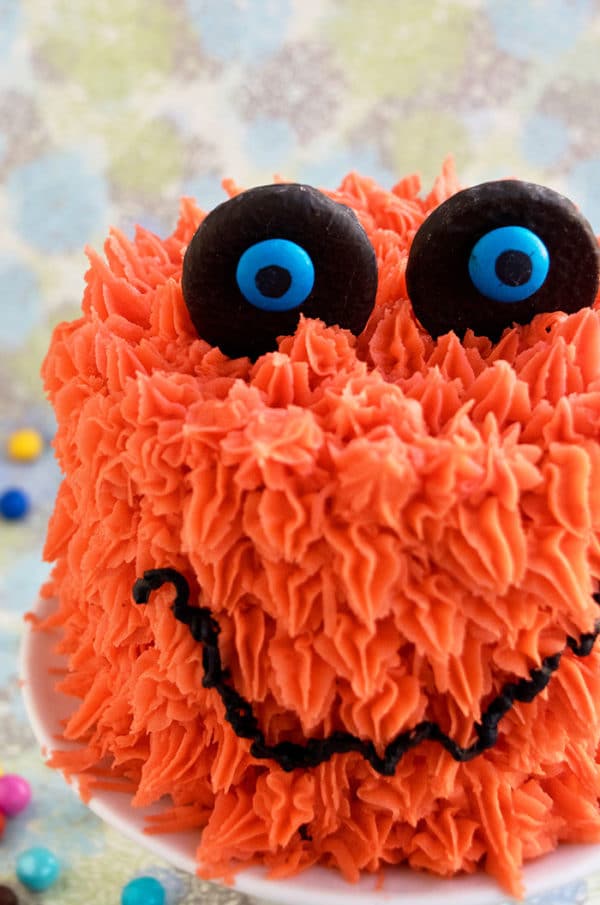 Easy Monster Cake - CakeWhiz