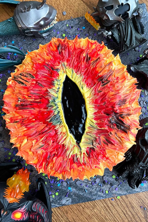 Lord of the Rings Cake {Sauron Eye Cake} - CakeWhiz