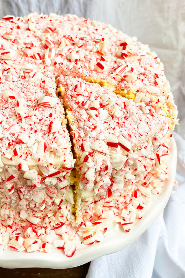 Peppermint Cake {Candy Cane Cake} - CakeWhiz