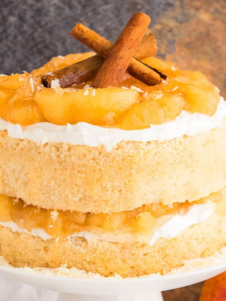 Easy Graduation Cake {Cap & Diploma} - CakeWhiz