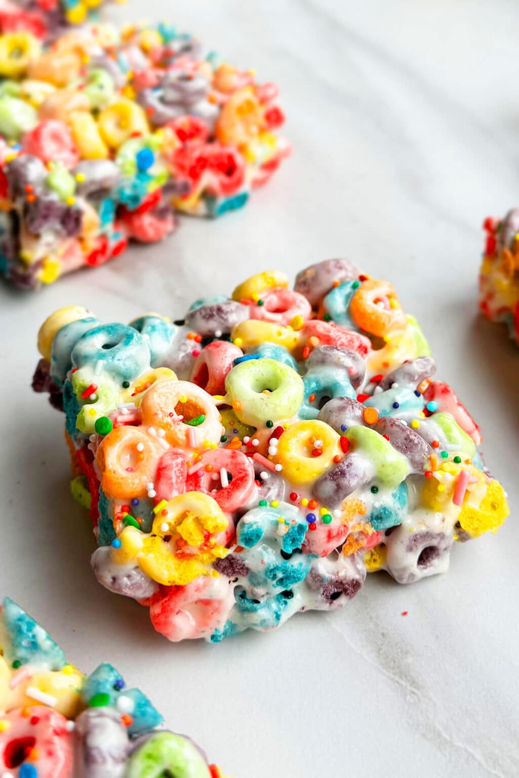 Rainbow Cereal Bars {3 Ingredients} - CakeWhiz