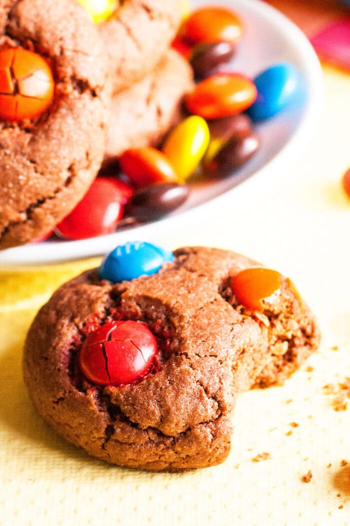 Easy Chocolate M&M Cookies {Cake Mix} - CakeWhiz