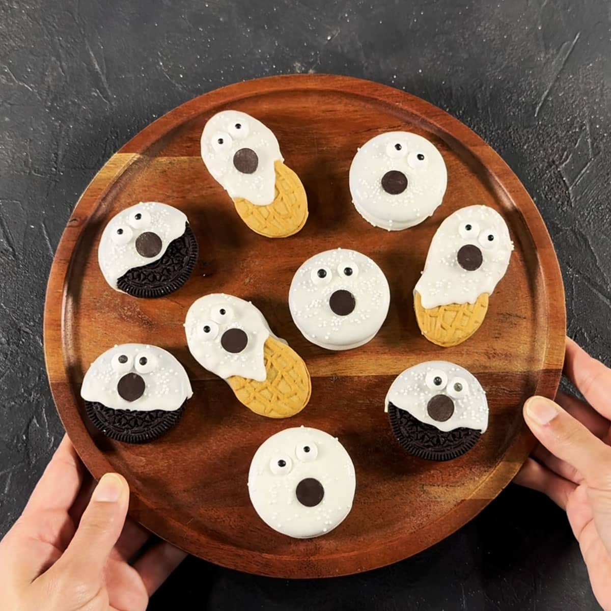 Easy Ghost Cookies {Oreos and Nutter Butter} - CakeWhiz