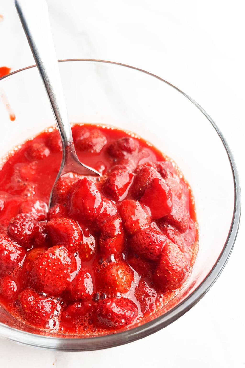 How to Make Macerated Strawberries {2 Ingredients} - CakeWhiz